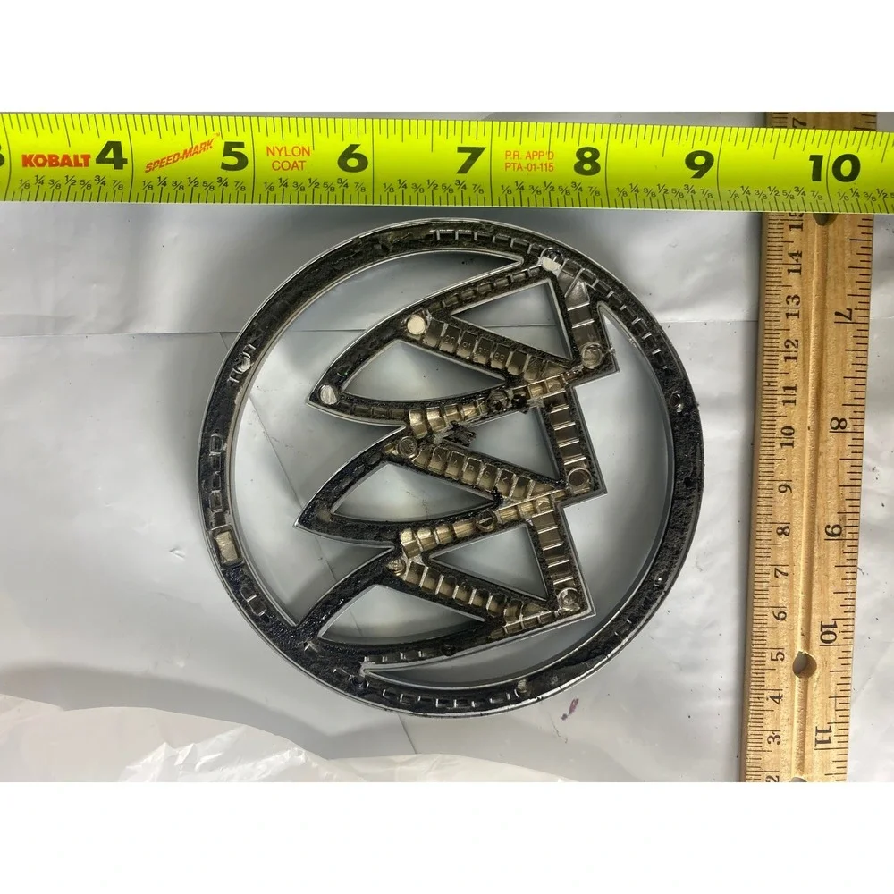 Buick | Other | Buick Trishield Grille Emblem Chrome Round Badge Oem ...